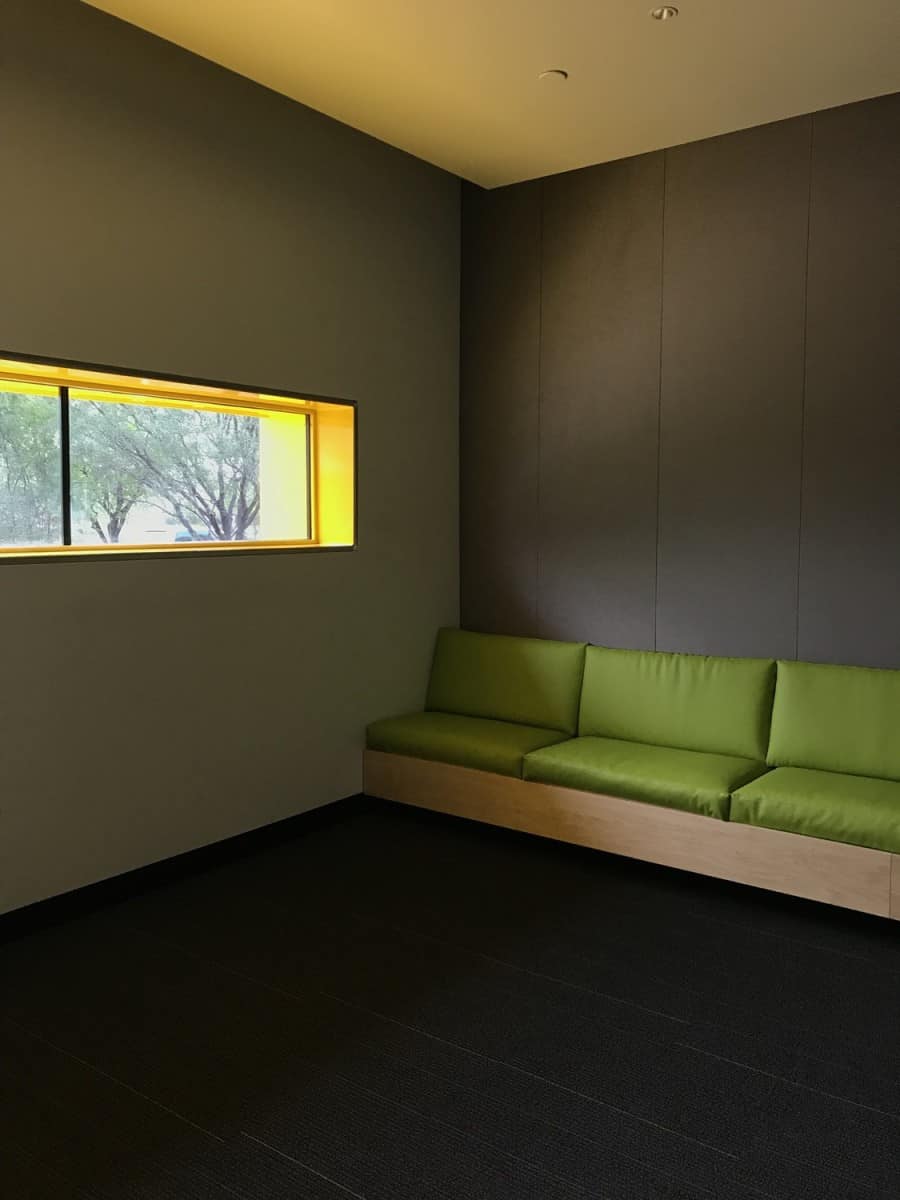 Flowing Wells Library - Ultimate Guide | TucsonTopia