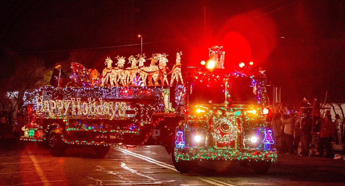 Holiday Lights in Tucson 2024 | TucsonTopia
