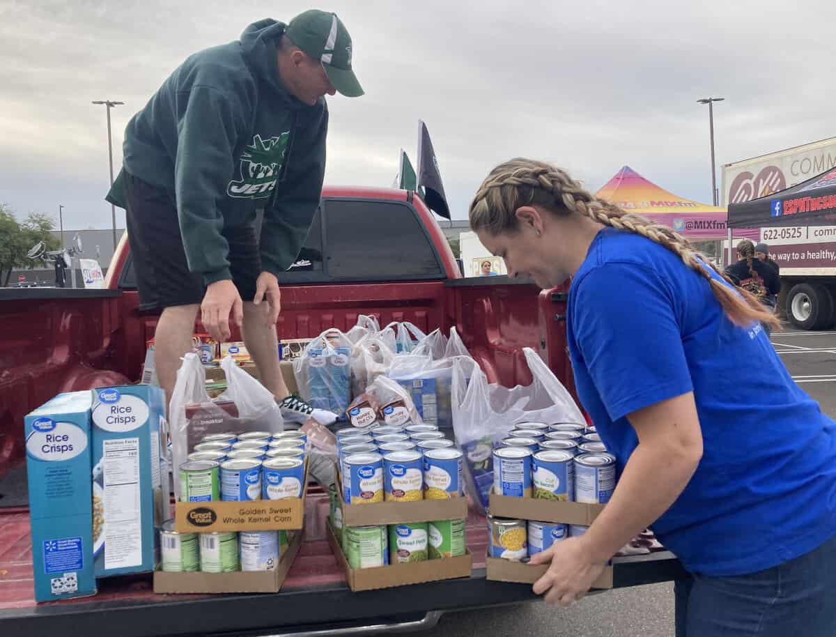 Volunteer in Tucson: Community Food Bank of Southern Arizona