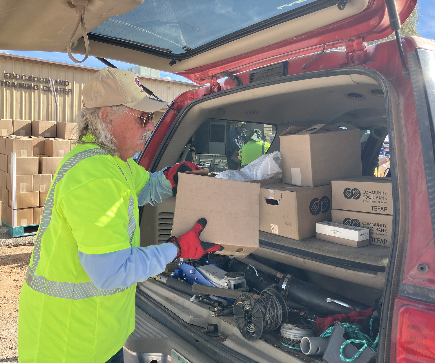 Volunteer in Tucson: Community Food Bank of Southern Arizona